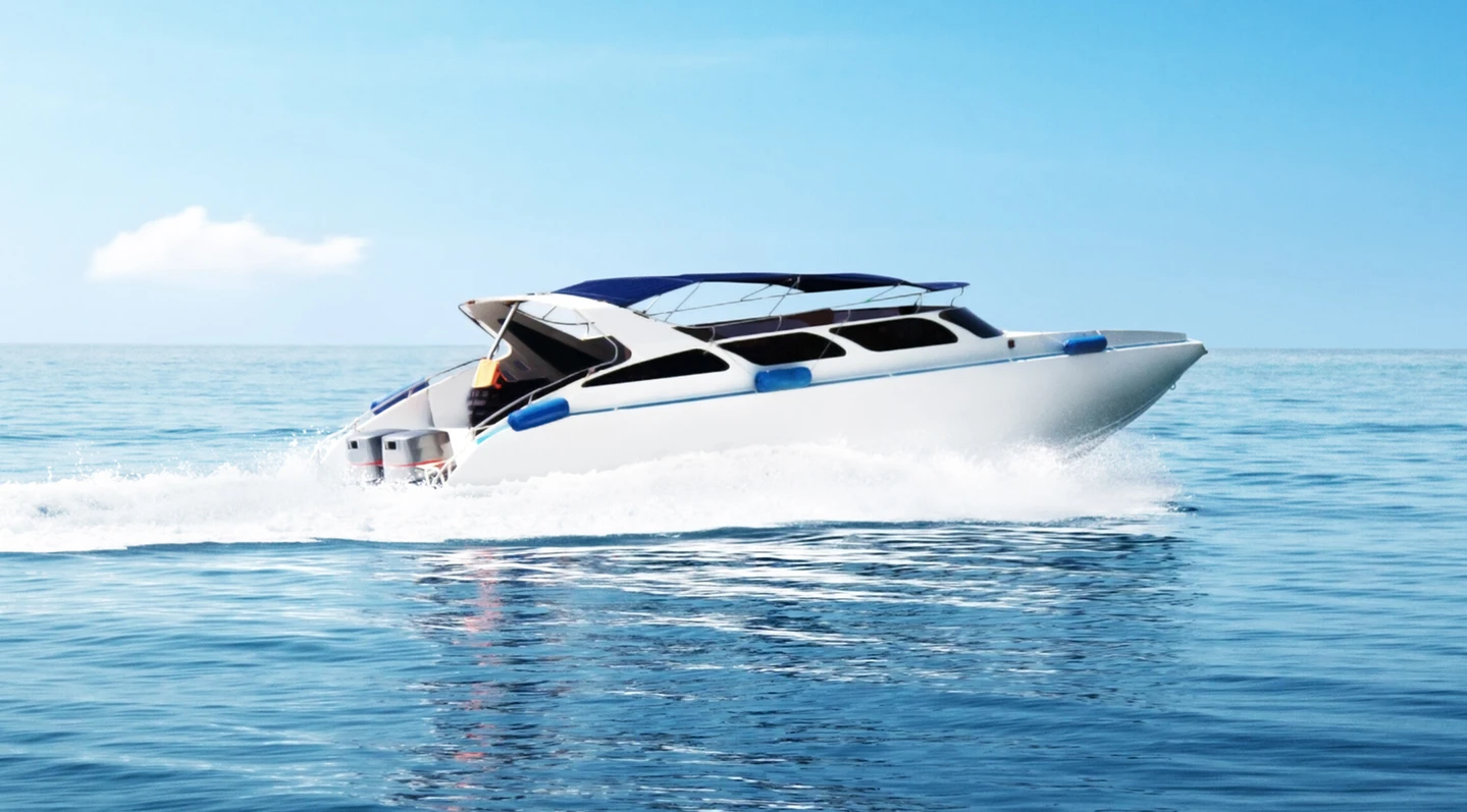 Motorboat tours at Lake Garda - NowMyPlace